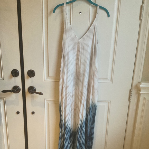 lovestitch | Dresses | Lovestitch Long Dip Dyed Dress Size Sm | Poshmark